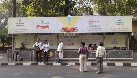 Bus Shelter Advertising Cost in Fort 26654
