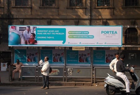 Bus Shelter Advertising Cost in Fort 26615