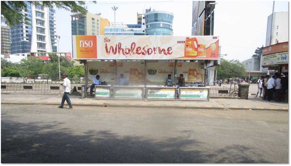 Bus Shelter in Vashi 79114 Advertising Rates